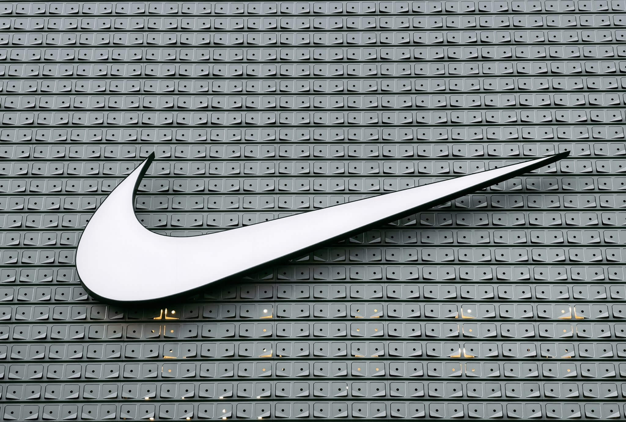 Nike Digital DTC vs Wholesale - Finding the Omnichannel Balance ...